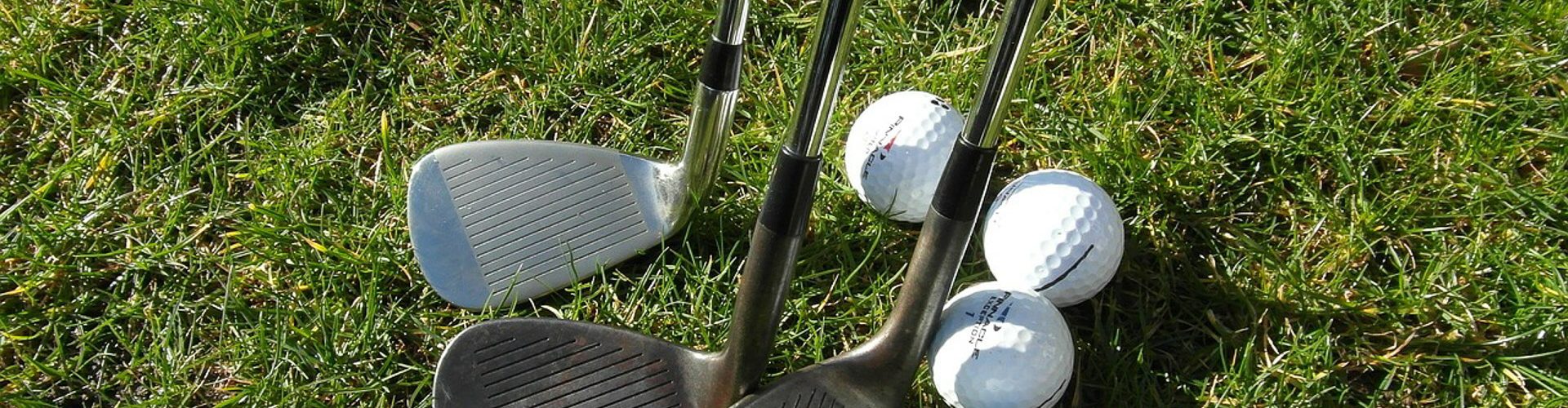 How To Hit A Wedge Shot 50 to 75 Yards (5 Easy Methods)